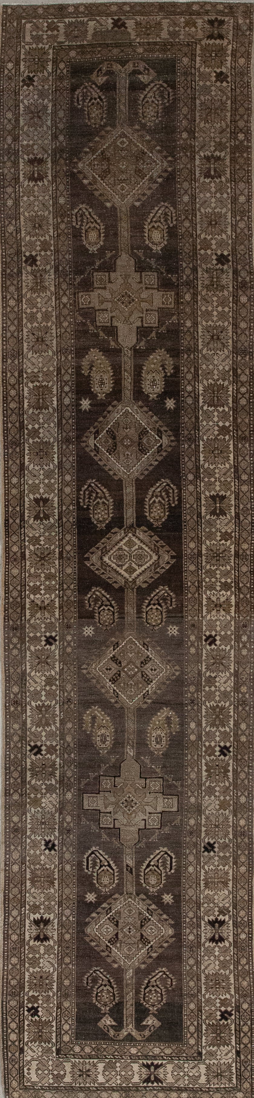 10058895 Kurd 3'02 x 14'03 – Caravan Rug