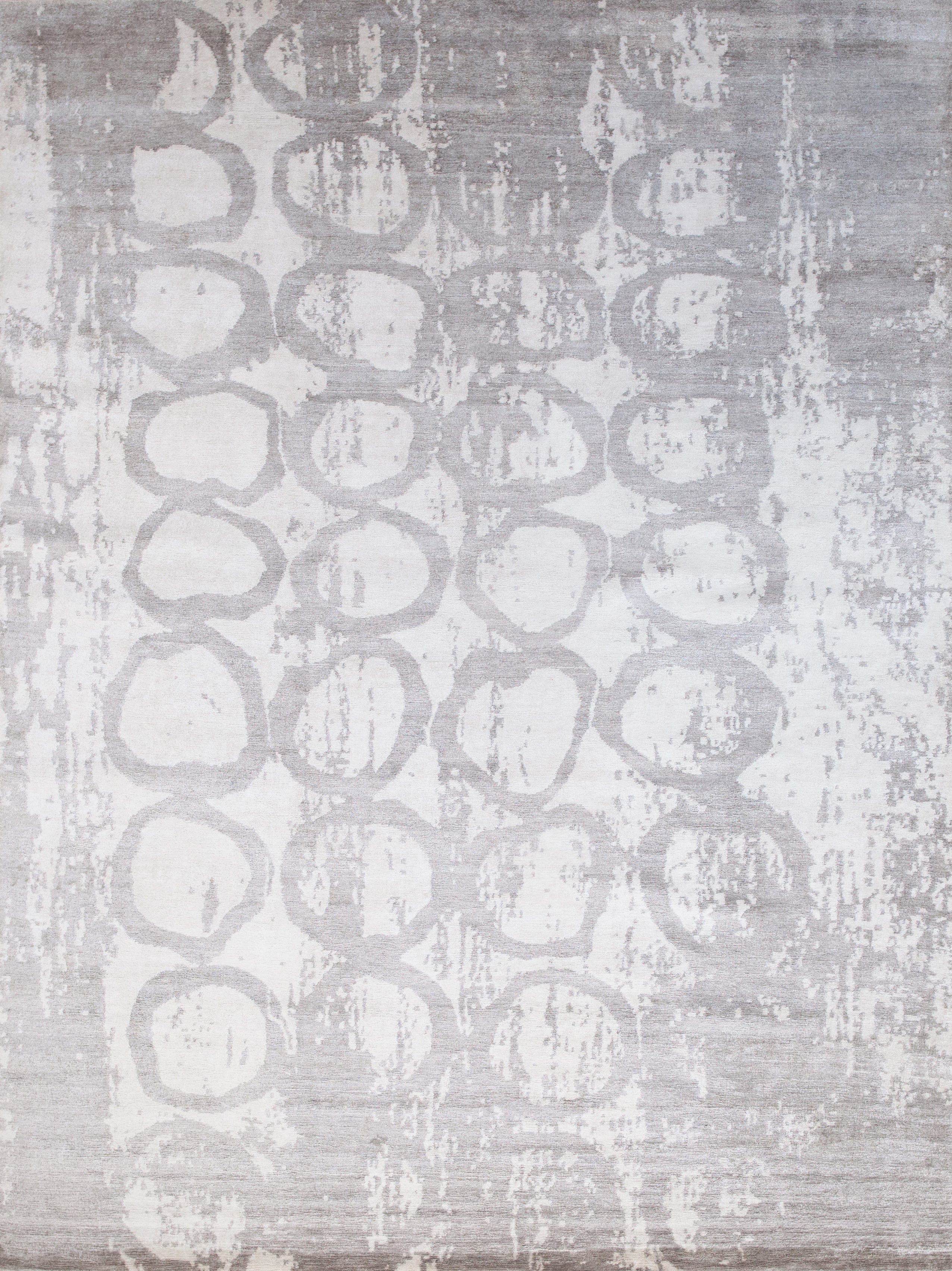 Cool White Silver – Caravan Rug